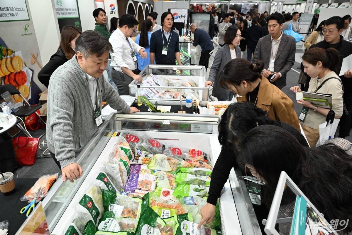 CJ프레시웨이, 3Q 영업이익 302억···전년비 14.2% 감소 - 뉴스웨이